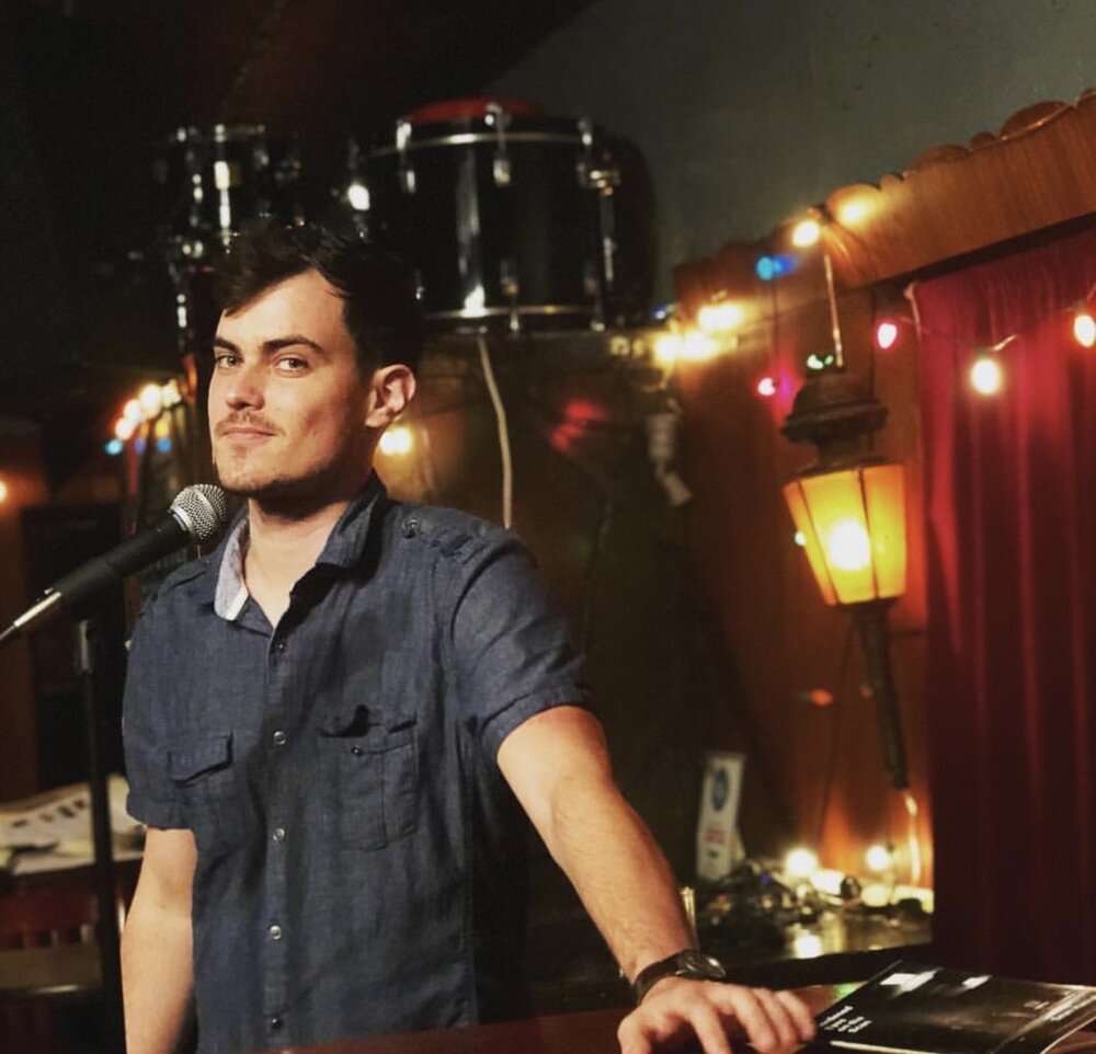 Masthead – Serotonin